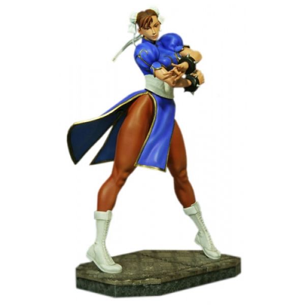 Hollywood Collectibles Street Fighter Chun-Li 1:4 Scale Statue | IWOOT